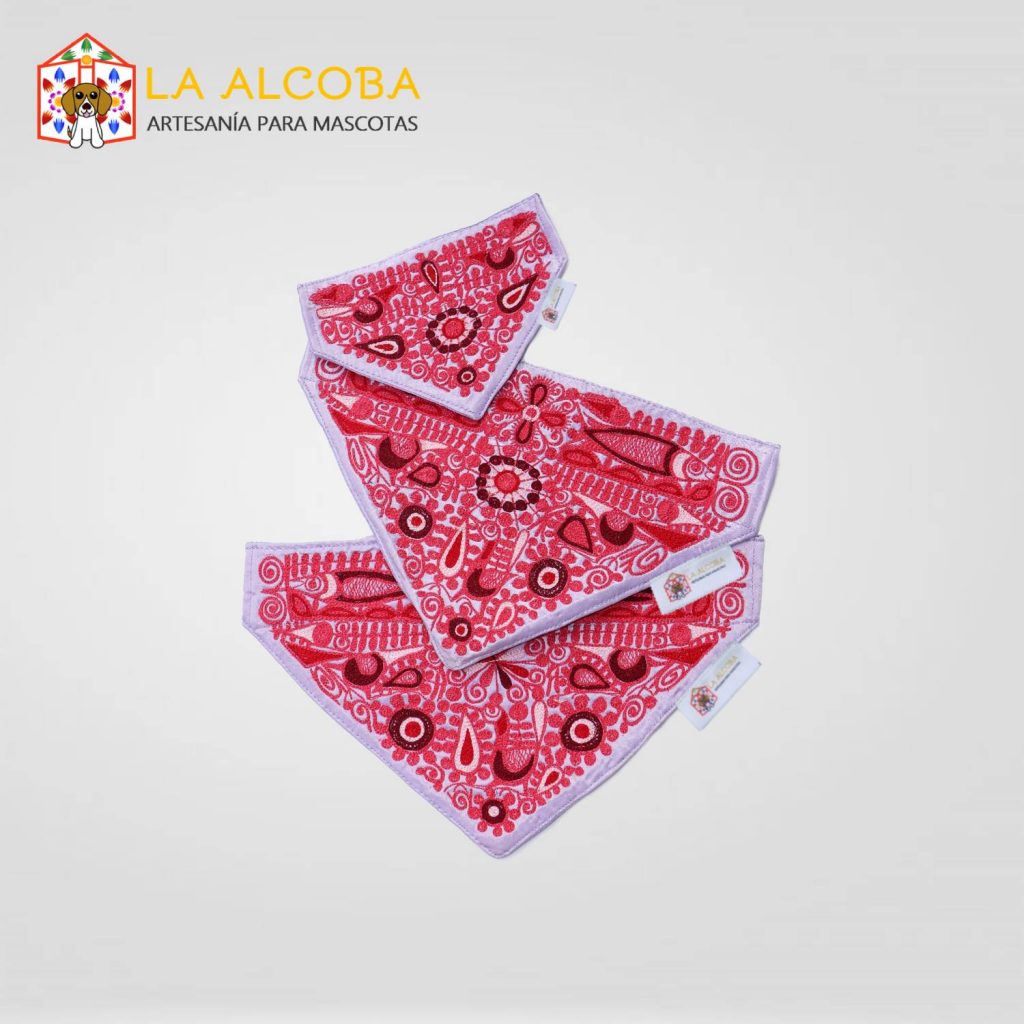 BANDANA AREQUIPA DX LILA FUCSIA – La Alcoba – Artesanía para mascotas